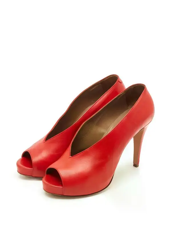 Hermès V-neck Platform Pumps