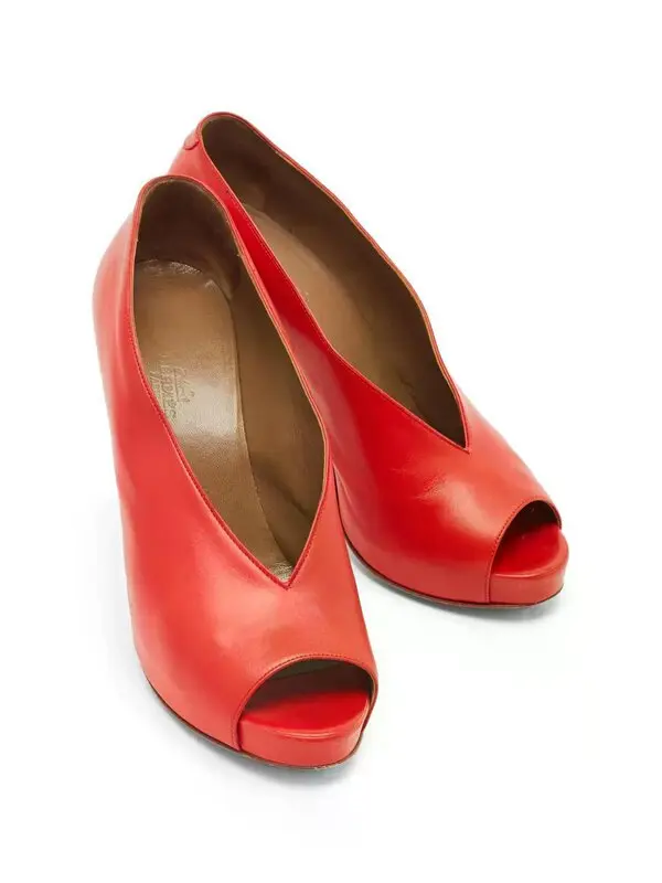 Hermès V-neck Platform Pumps