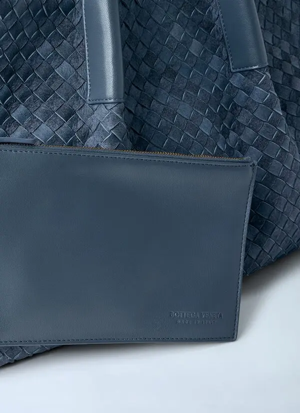 Bottega Veneta Large Pinacoteca Shoulder Bag - Blue