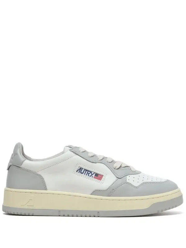AUTRY Medalist Low Sneakers In Leather And Vapor