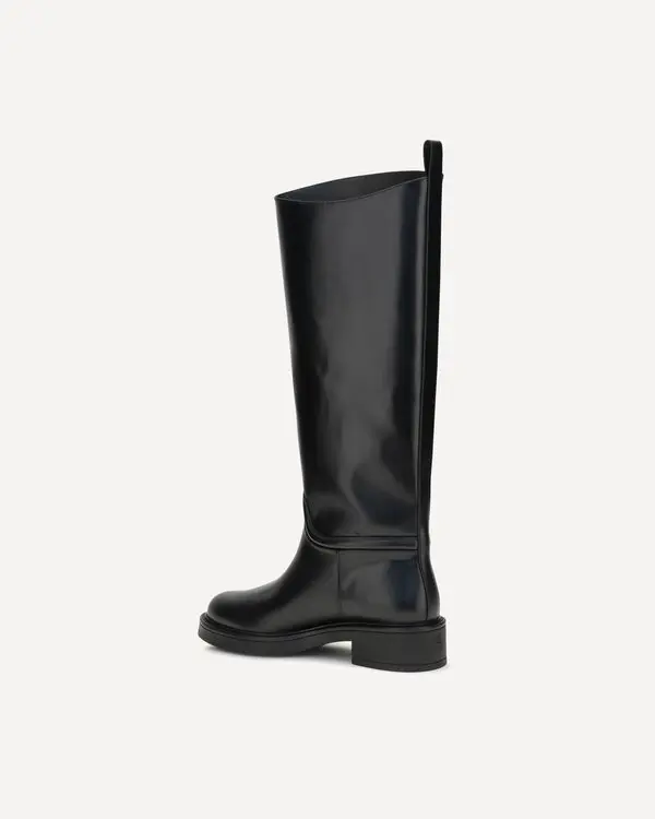STUART WEITZMAN Celia Leather Boots
