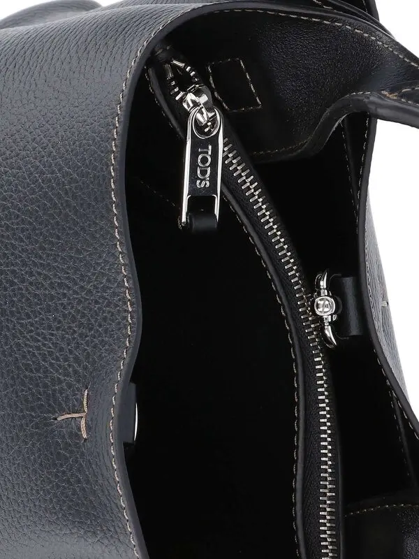 TOD'S Handbag Logo