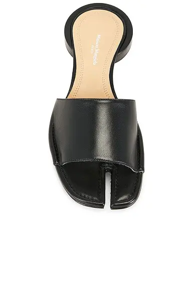 MAISON MARGIELA Tabi Flat Sandal