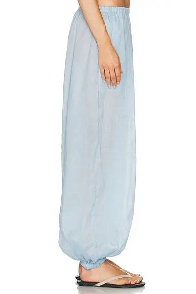 L'academie Darina Pant