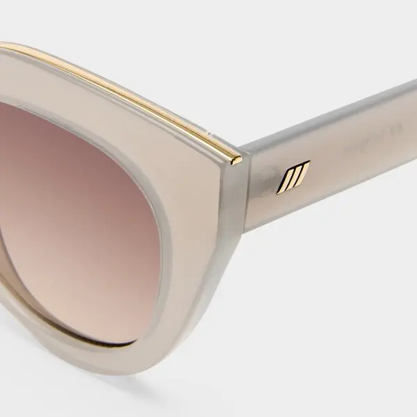 Le Specs Air Heart