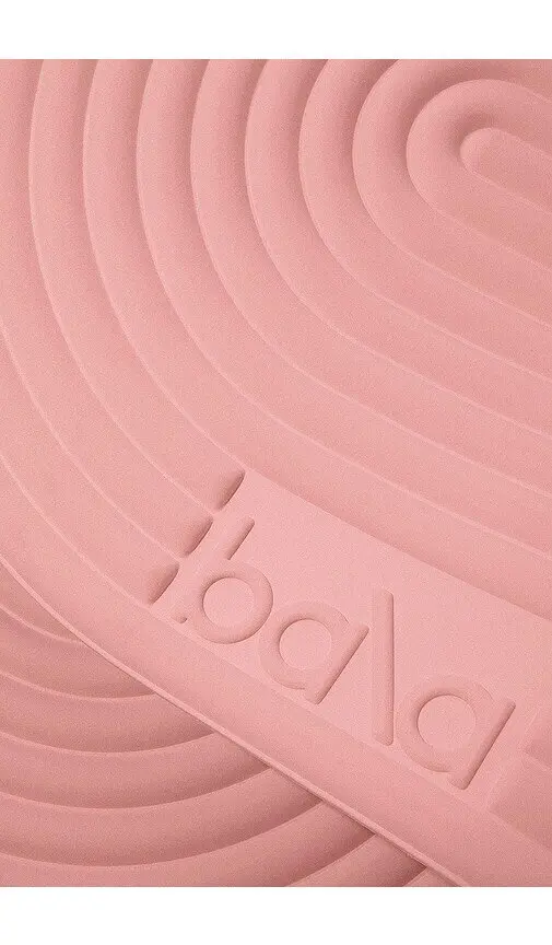 BALA The Plush Capsule Mat