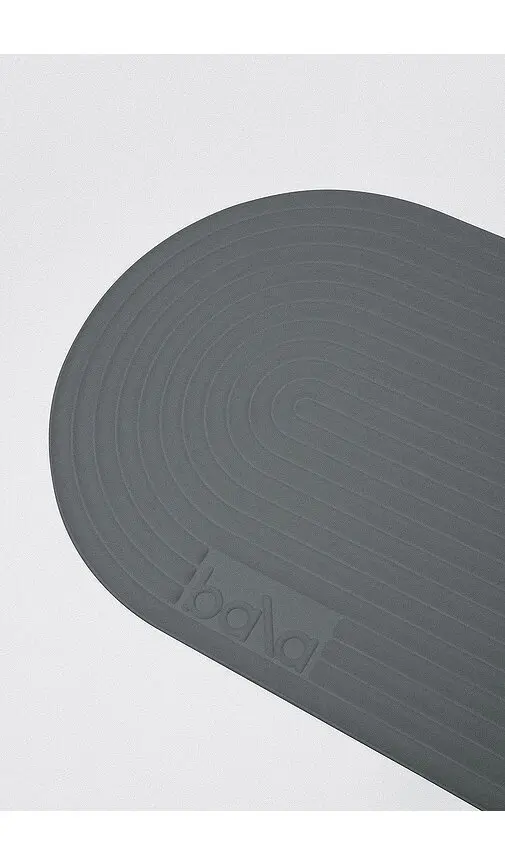 BALA The Plush Capsule Mat