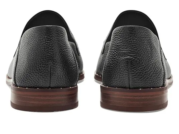Vince Camuto Cretinian Slip On Shoes Pomegranate - Black