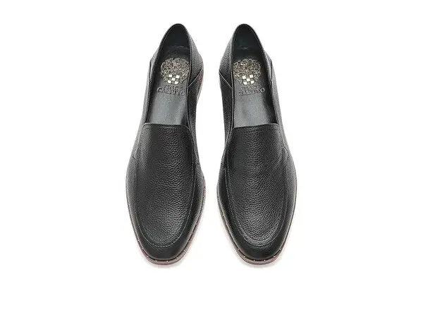 Vince Camuto Cretinian Slip On Shoes Pomegranate - Black