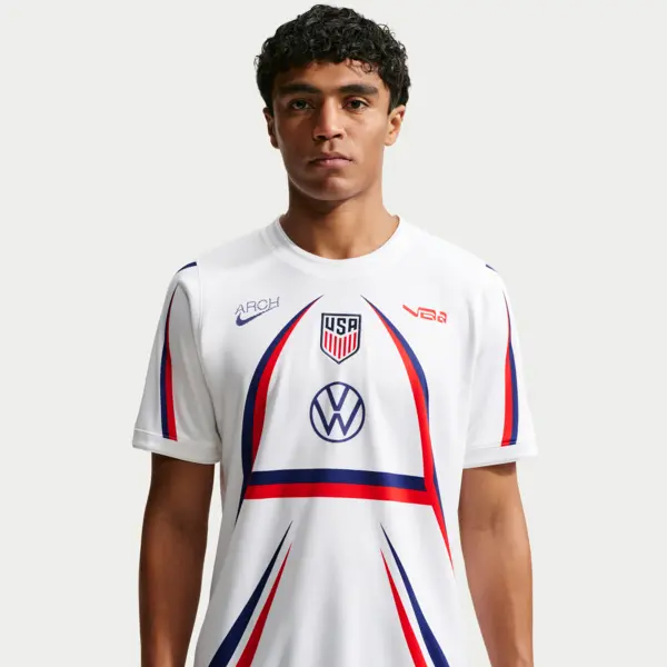 Nike Usa X V.a.a. Academy Pro Short-sleeve Soccer Top - White