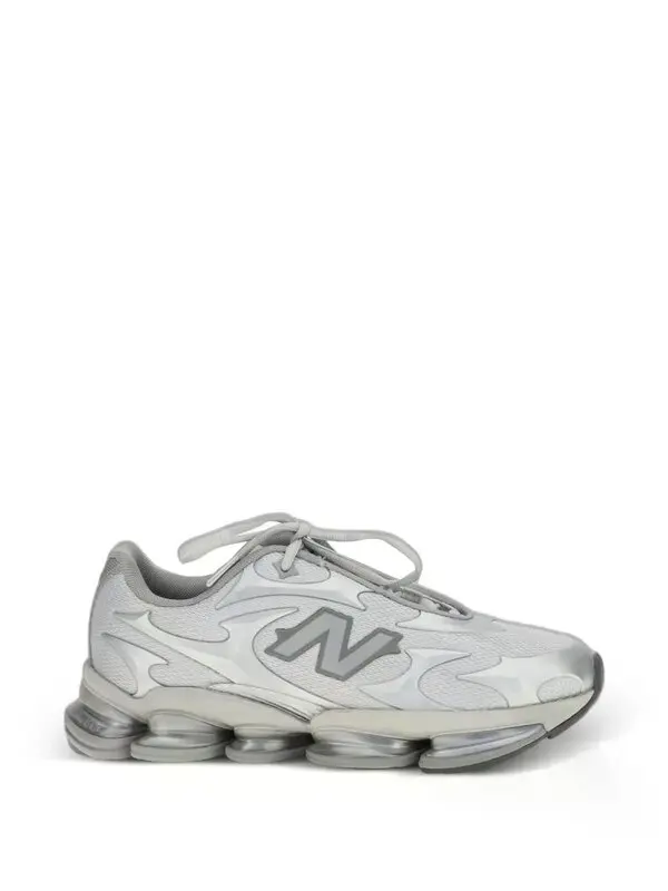NEW BALANCE Abzorb 2000 Sneakers - Silver