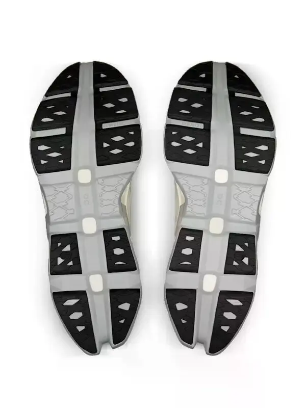 On Cloudmster 3 Hyper Sneakers