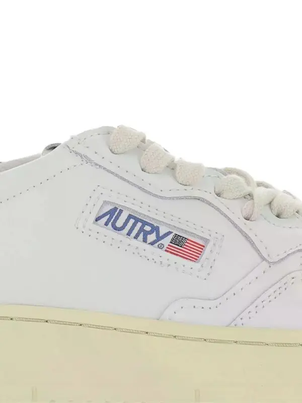 AUTRY Medalist Perforated Leather Sneakers