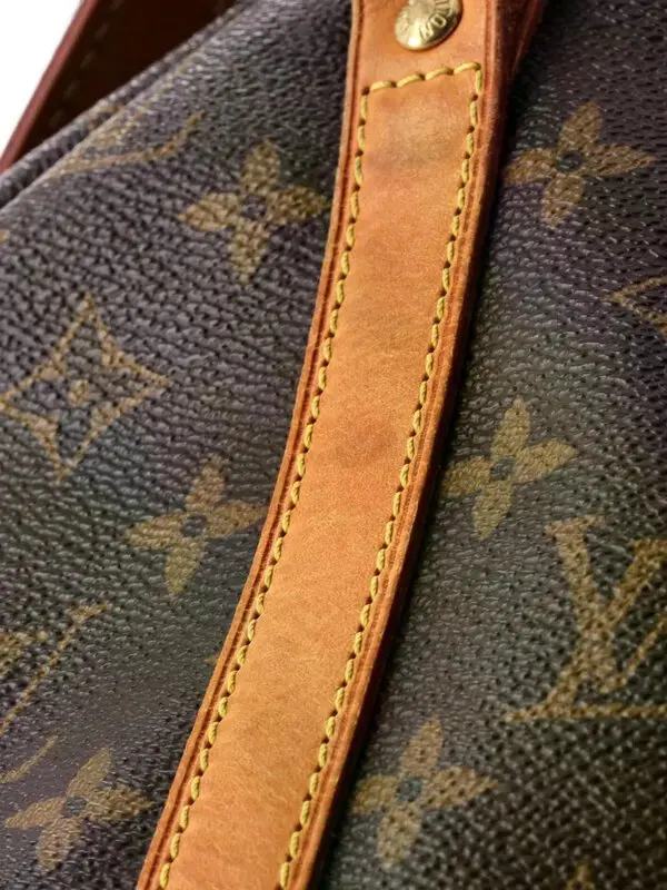 LOUIS VUITTON Speedy Bandouliere 30 Monogram Canvas Shoulder Bag