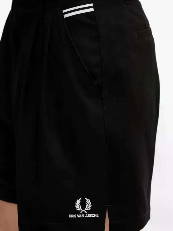 Fred Perry Logo-embroidered Shorts