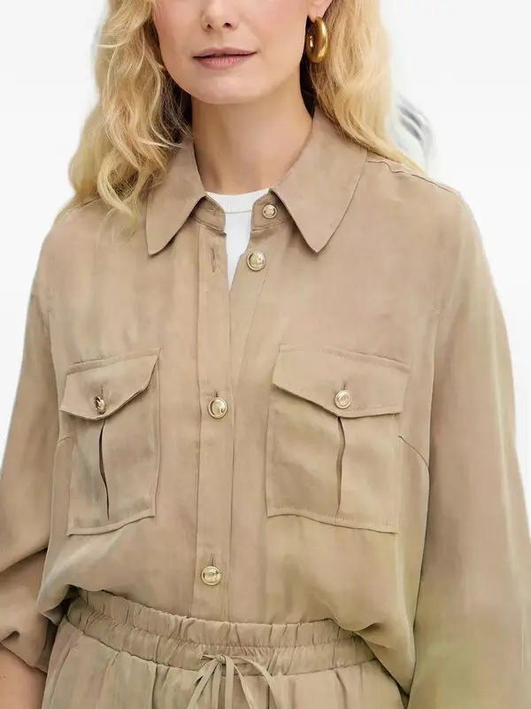 Guess Classic Collar Shirt With Chest Pockets