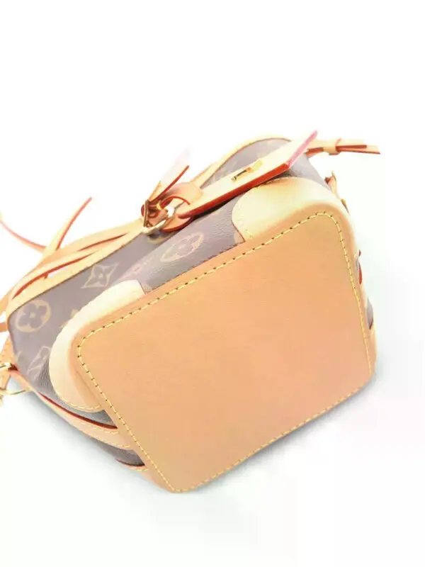 LOUIS VUITTON Monogram Canvas Noe Perth Shoulder Bag - Brown
