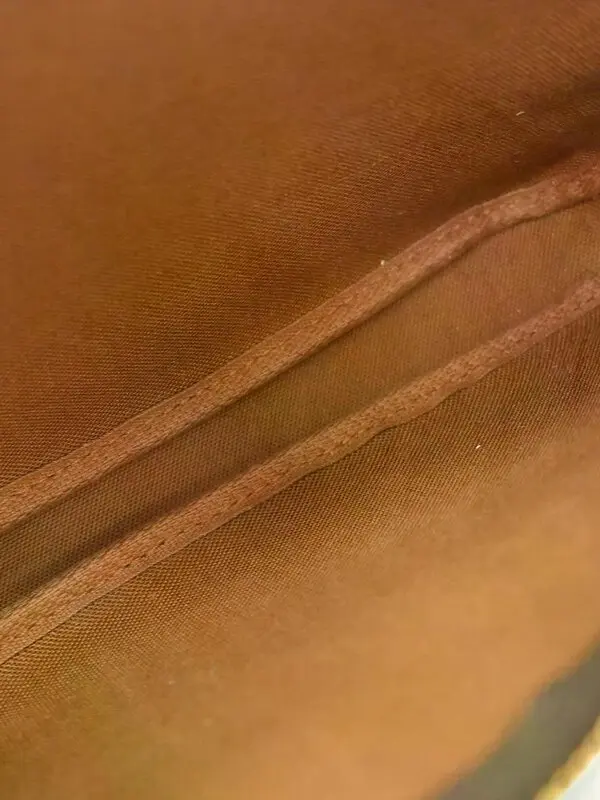 LOUIS VUITTON 2002 Pochette Accessoires Handbag - Brown