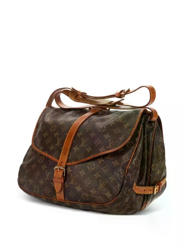 LOUIS VUITTON Saumur Gm Shoulder Bag