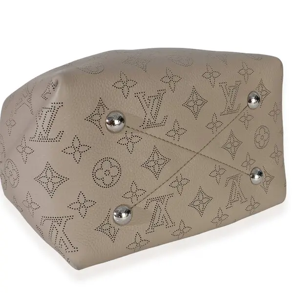 LOUIS VUITTON Galet Monogram Mahina Bella Tote