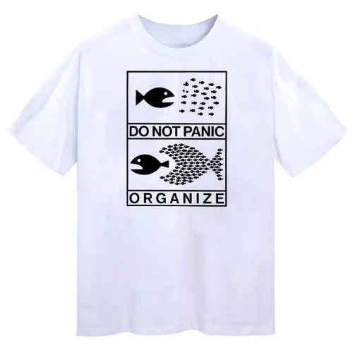 VERYRARE Don't Panic Tee