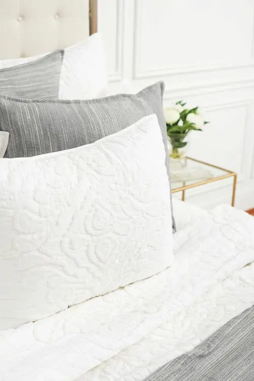 ELISABETH YORK Beacon Ash Large Throw Blanket