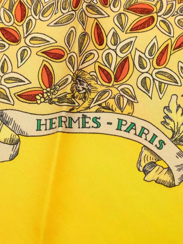 Hermès 20th Century Le Paradis Du Roy Silk Scarf 90 Scarves