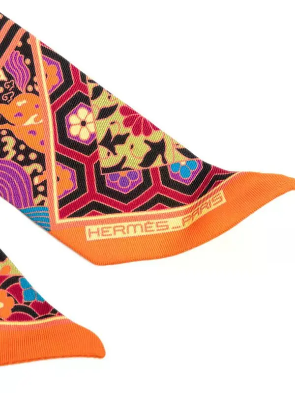 Hermès 2000-2026 Collections Imperiales Silk Twilly Scarf Scarves