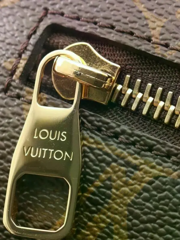 LOUIS VUITTON Pochette Metis 2020 Two-way Handbag - Brown