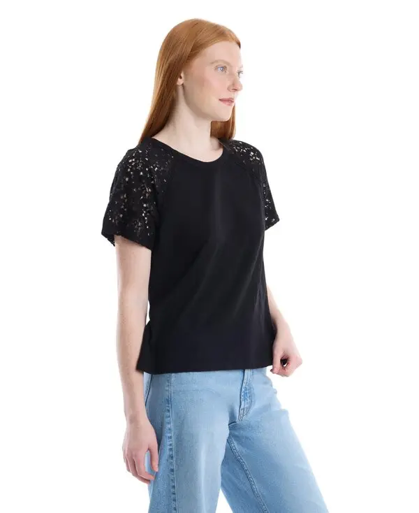WILT CLOTHING Lace Raglan Sleeve Tee - Black