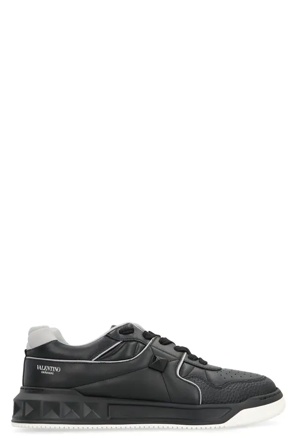 Valentino Garavani One Stud Sneakers - Black