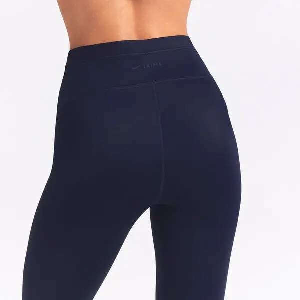 SKIMS Drawcord 17" Capri Legging | Blue | | Nike Shine
