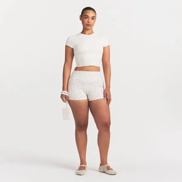 SKIMS Cropped Corset T Shirt | White | | Nike Matte - Ivory