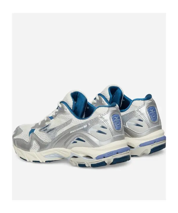 Mizuno Wave Rider 10 Sneakers