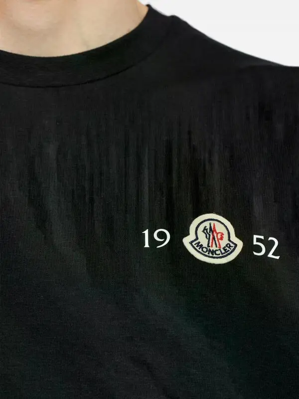 Moncler Logo-patch T-shirt - Black