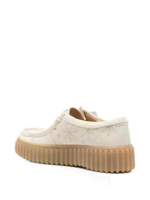 Clarks Torhill Bee Embroidered Platform Loafers