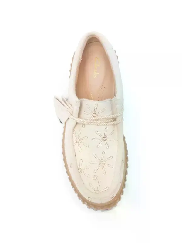 Clarks Torhill Bee Embroidered Platform Loafers