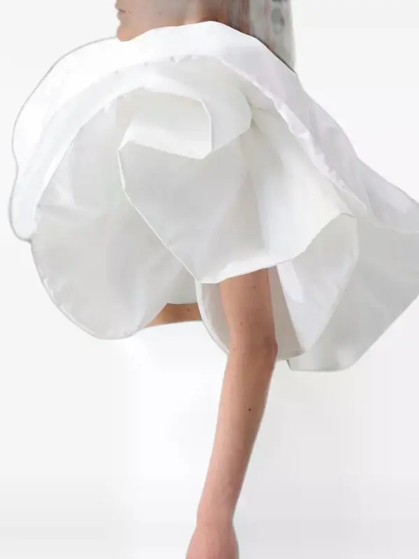 MONOT Ruffled Crepe Top
