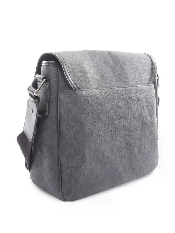 Gucci Gg Supreme Messenger Bag