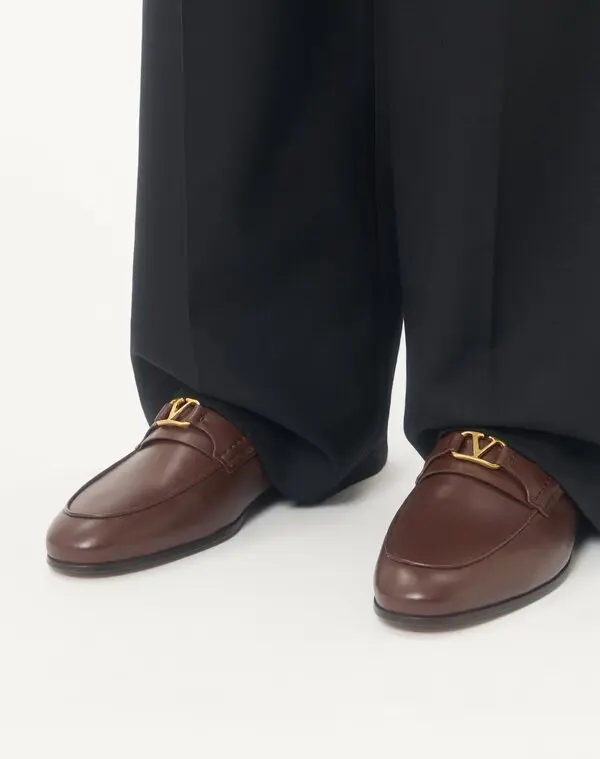 Valentino Garavani Vlogo Signature Slip-on Loafers - Brown