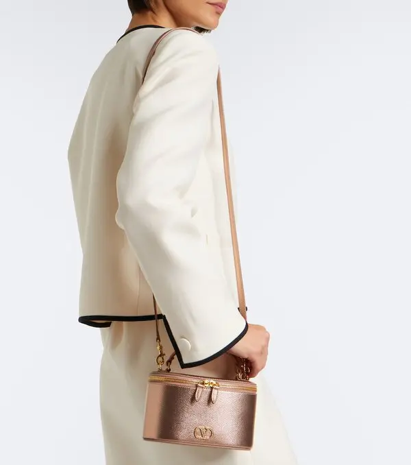 Valentino Garavani Vlogo Small Leather Top Handle Bag - Pink