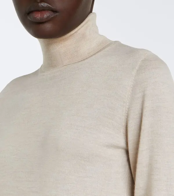 Brunello Cucinelli Cashmere And Silk Turtleneck Sweater