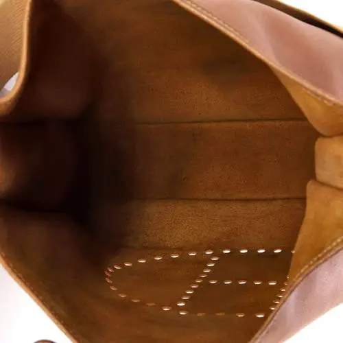 Hermès Evelyne Bag Gen I Courchevel Pm - Metallic Gold