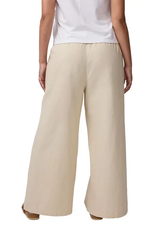 INGRID & ISABEL Porto Smocked Waist Linen Maternity Pant