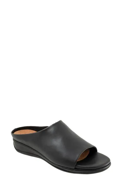 Softwalk Turner Wedge Slide Sandal - Black