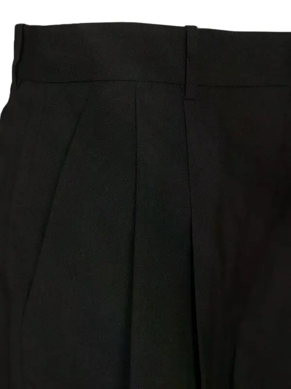 Khaite Auggie Virgin-wool Shorts