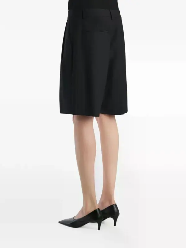 Khaite Auggie Pleated Shorts - Black