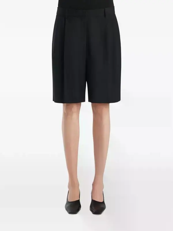 Khaite Auggie Pleated Shorts - Black