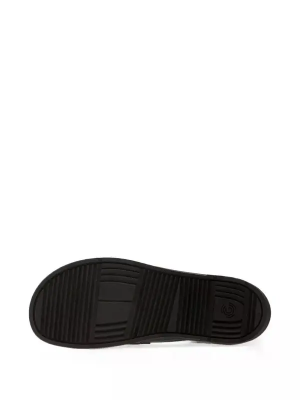 GROUNDIES Leather Slip-on Low Top Sneakers