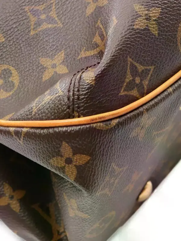 LOUIS VUITTON Monogram Shoulder Bag - Brown